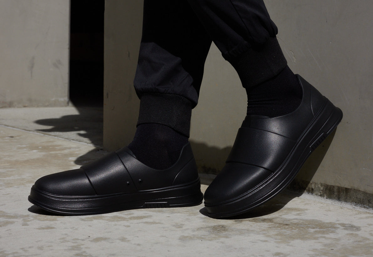 The Importance of Correct Posture and the Role of Good Shoes – STAND+